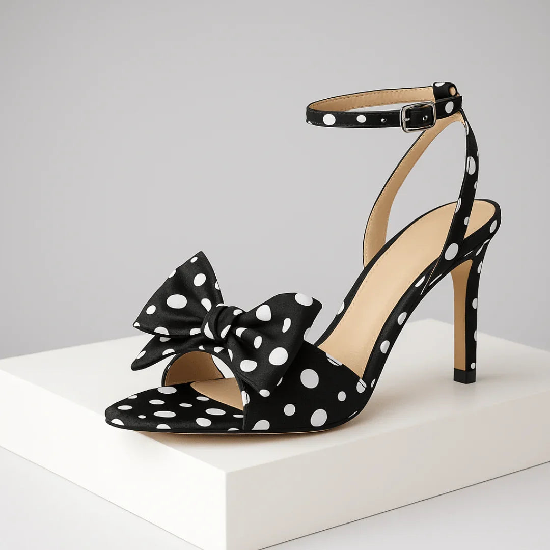 Jasmine | De Ville Heels – Sarah & David Charleston